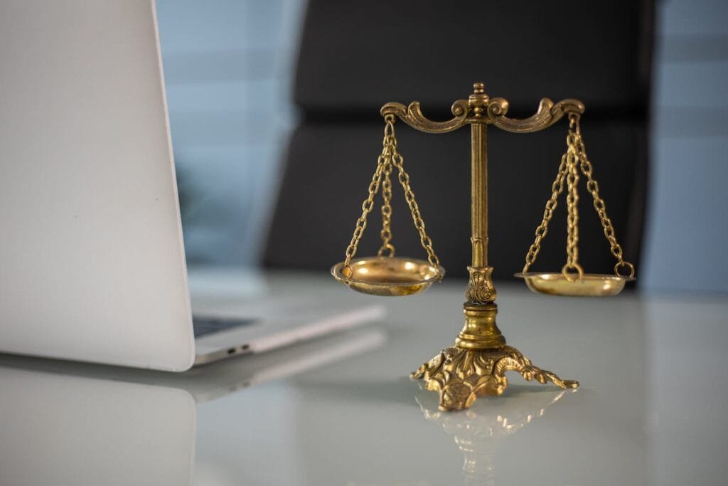 How to Deduct Legal Fees on Your Tax Return (2025 Guide)